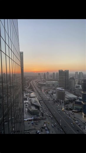 Ankara'ya metrobüs geliyor.