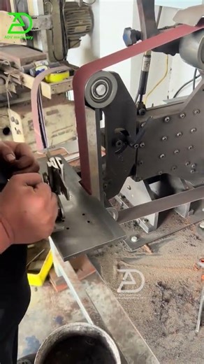 ADV116-9 Vertical/Horizontal Belt Sander with Belt Drive Design for Precision Knife V-Grinding