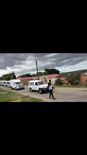 Ow usupport abayinika umntu wabo thumbs up for abashayeli intle into abayenzayo ❤ go rest ntwana 🕊 🕊 Nhanha | MakaNeo Mazaleni