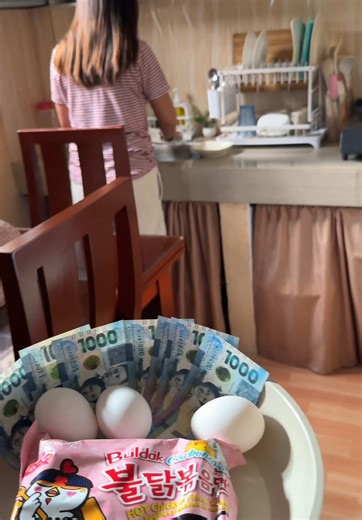 Swimming Pool Outfit Ideas for TikTok Trends