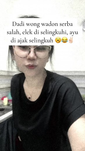 Kitchen Hand Gestures Tutorial: Learn with Style