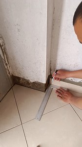 Installing tile skirting boards on the sides of the wall | كريم رضوان محترف السيراميك