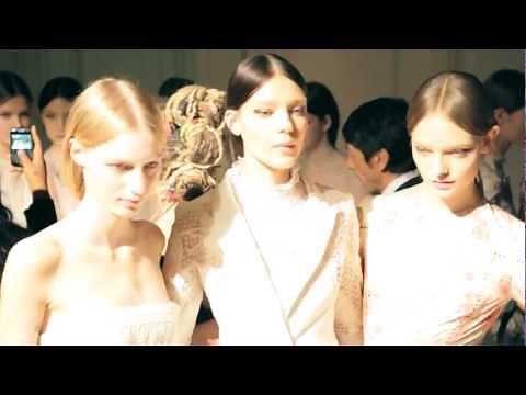 BACKSTAGE VALENTINO HAUTE COUTURE SPRING/SUMMER 2012 FASHION SHOW
