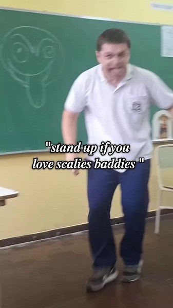 ¡Stand Up si amas a los Scalies Baddies!