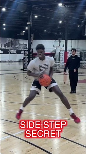 Basketball Side Step Secret #basketball #Basketballmoves #basketballtraining #fyp