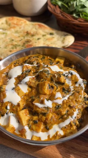 Mad Over Food on Instagram: "Bringing restaurant vibes to my kitchen with this creamy, cosy Methi Chaman 💚 And trust me—@eatkhetika Red Chilli Powder took the flavour up a notch! Pure Guntur chillies, Zero preservatives, Stone ground & Toxins free… bas real, clean spice magic ✨ Perfect for winter dinners! #Khetika #KhetikaSpices #Stoneground Singleorigin ZeroPreseravative khetikachillipowder"