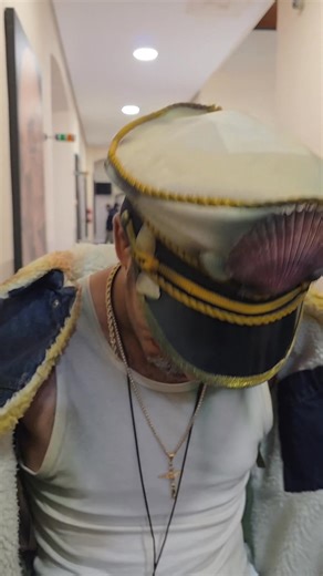 7.4K views · 77 reactions |  Explicación del tipo de la chirigota “Los hombres de Paco” Todo el día en una piera ostionera #COAC2026P1 #ElTipo #CarnavalDeCádiz #GranTeatroFalla | Onda Cádiz | Facebook