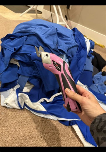 Kinda busy this week… ✂️😏 cue dramatic t-shirt cutting montage Snip snip ✂️👕 Another memory in the making… Something VERY cool is coming together over here at Nina’s Quilt Shop 👀❄️ I’ve got so many quilts in progress right now and I seriously cannot wait to show you what’s coming! If you see me surrounded by stacks of shirts and fabric flying everywhere… just know I’m in my happy place 🤍 Big things (and cozy things) are on the way 🧵✨ Stay tuned!!! #sew#quilt#memory#tshirt#smallbusiness