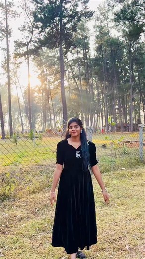 Abhinaya on Instagram: "Girls Meet Up!! ❤️🫶🏻 @_.varshinikalla.___ @kadambalalahari ❤️"