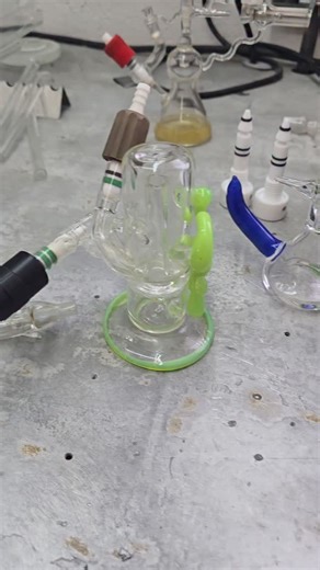 You can see some of the earlier designs of the butane torch on this one sent in for repair. To me there is definitely some red flags for concern. Please if you're going to design a glass butane torch try to design it with safety in mind. I'm here to educate not to show you how to make one of these but if you are so inclined. 1 Do it at your own risk, shit getting real and it's real Dangerous 2. Understand pressure and vacuum Chambers and how that relates to designs. 3. Understand that you are pu