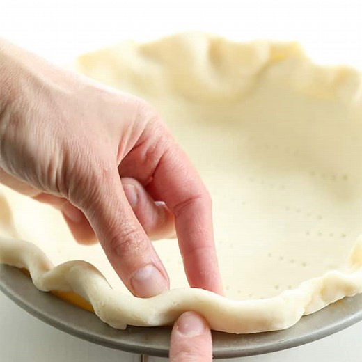Flaky Gluten Free Pie Crust Recipe (Rolls Out Easily)