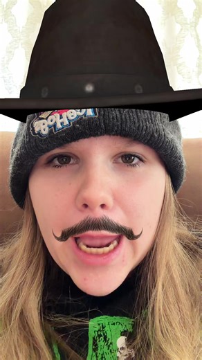 Our cactus became pinhead Larry for some reason 😭😭 #spongebob #dirtydan #pinhead #pinheadlarry #fypシ