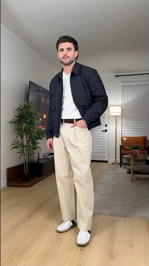 How to Style Pleated Pants | Simple Outfit Idea