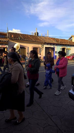 32K views · 178 reactions | Saber que es lo que celebran | Aliens Lopez | Facebook