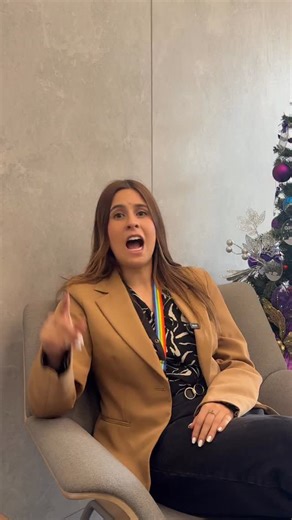 Paula Patarroyo on Instagram: "Imagínate perder la oportunidad de iniciar el 2026 CONTRATADO!!! Los estaremos esperando este próximo 10 de Diciembre en nuestro EVENTO DE CONTRATACIÓN en nuestras vacantes de *Customer service/ventas *Tech Support/Ventas Con miles de beneficios para todos ustedes. Además, los que queden contratados ENTRAN directamente a participar en la RIFA de un IPHONE 17. Ahora, imagínate iniciar el año con trabajo y con iPhone 17!! Te esperamos en la Calle 26 #85b-09 a partir 