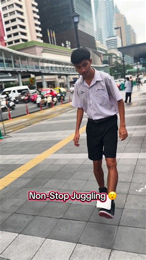 As long as you are not stealing or begging, there’s nothing wrong with earning through your talent and innate skills. 😍❤️👊 PS: In appreciation of his talent and making good use of it ❤️ #foryou #viralvideo #foryoupageofficiall #tiktok #foryoupageofficiall | An Ordinary Man's JOurney