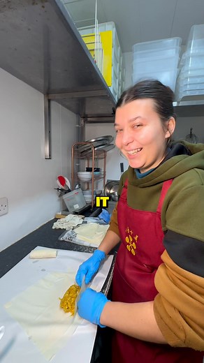 Watch Paty make chicken curry fried rice spring rolls all our chicken curry spring rolls are freshly made to order, have you tried? | Asian Kitchen