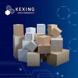 [Hot Item] Cordierite Honeycomb Ceramic Substrate Dimension Cell Number and Shape Customizable