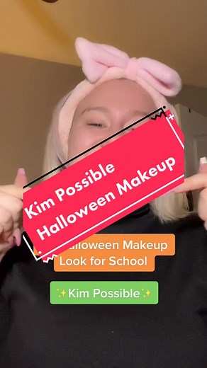 How y’all make the lips look so good 😭 Kim Possible look✨ #halloween #kimpossible #kidsshow #nostalgia #2000s #halloweenlook #makeup #halloweenmakeup