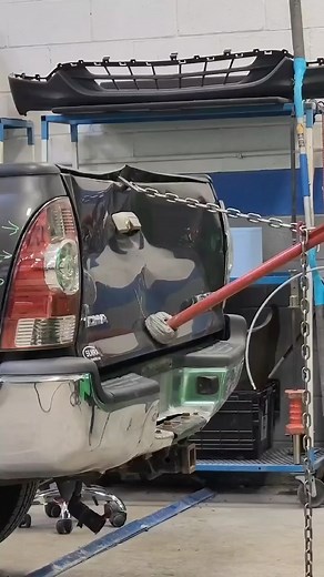 176K views · 348 reactions | Tailgate won’t open? No big deal  (via autobodystrong/IG) | Elite Body Shops | Facebook