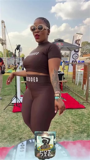 Akre la utlwa? 令人发笑的视频