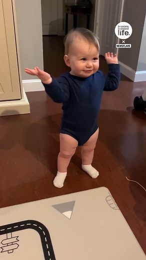 774K views · 17K reactions | Baby has an adorable 'conversation' with her dad 藍 | Lessons Learned In Life | Facebook