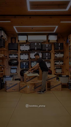 The search for the perfect top box ends here. ⚡ At Bandidos Pitstop, we’ve curated the largest and most dynamic collection of motorcycle luggage. ✅ Wide range of top brands ✅ All sizes & materials—from rugged aluminum to sleek city designs ✅ Fast delivery to get you tour-ready, faster! | Bandidos - PIT STOP