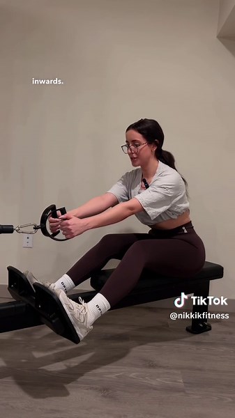Proper Seated Cable Row Form: Tips & Techniques