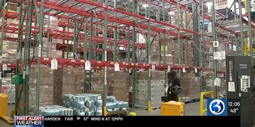 CT Foodshare drives food donations to TSA agents