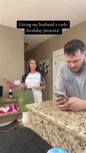 477K views · 7.6K reactions | Pay back be like that sometimes! #inyourface #whipcreamprank #paybacktime #birthdaypresents | Brandy_billy | Facebook