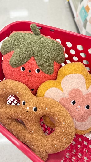 Liz Rosas | NEW Pillowfort collection at Target 🥰 Comment SHOP below to receive a DM with the link to shop this post on my LTK ⬇... | Instagram