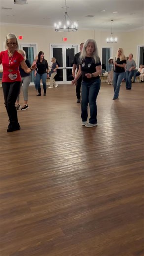 Gives Me Shivers, #linedance, class of Lisa M. Johns-Grose #linedanceclass #linedancelessons | Riverland Line Dance/Cheryl Taub