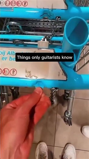 Follow for more music inspirations ☺️ #guitarplayer #guitarist #guitar