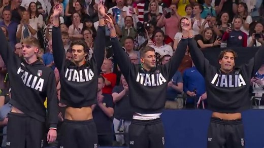 Armani, non solo look da diva, ma anche divise sportive che hanno fatto la storia