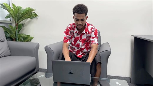 Even Mom is tired of Jone’s "fast kind" mistakes! 🤨🥖 Don't let your application get rejected because you forgot to upload your offer letter or ID. Use your young, clear brains and our extended hours to get your TSLS application done right the first time. New Opening Hours: Mon-Fri: 8:00 AM - 6:00 PM Sat: 9:00 AM - 3:00 PM Double check your docs before you hit submit! 📄✅ Haven't applied yet? Click the link to apply: https://apply.tsls.com.fj/ For more information, please use TSLS Live Chat, em