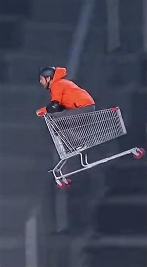 🎥🛒⚡ “Shopping Cart Championship Run”