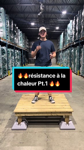 Réponse à @Ⓜ️ Premier test pour la résistance à l’inflammabilité du RototeckBlock! 🔥 #rototeck #rototeckblock #rotomolding #plastic #patio #construction #quebec #test #feux