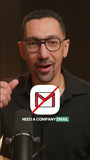 Connecteam App Review: Scheduling, Time Clocks, Chat, Training & HR in One #employeeapp