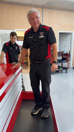 47K views · 677 reactions | This is definitely unique compared to many of them we see nowadays! #mechanic #automotive #tools #viral #fyp | Royaltyautoservice | Facebook