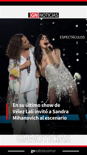 GN NOTICIAS on Instagram: "Sandra Mihanovich y Lali Espósito protagonizaron un encuentro musical cargado de simbolismo y emoción al interpretar juntas el emblemático himno “Soy lo que soy”, una canción que atraviesa generaciones y se convirtió, con el paso del tiempo, en una bandera de libertad, identidad y orgullo. 👉🏻El cruce tuvo lugar durante el último show que Lali ofreció en el estadio de Vélez Sarsfield, en el marco de una serie de cinco conciertos realizados a lo largo del año, todos co