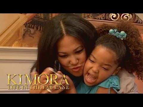 Full Episode: Kimora Lee Simmons: Mommy Fabulous | Kimora Life in the Fab Lane S1 E9 | E! Rewind