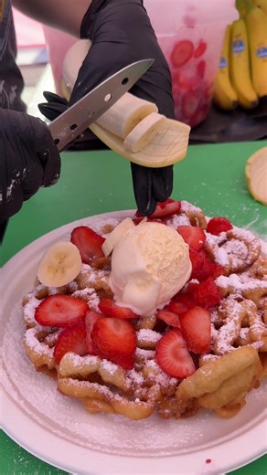The best funnel cake experience! #fyppppppppppppppppppppppp #funnelcake #EventCatering #FunnelCakeCatering #losangeles