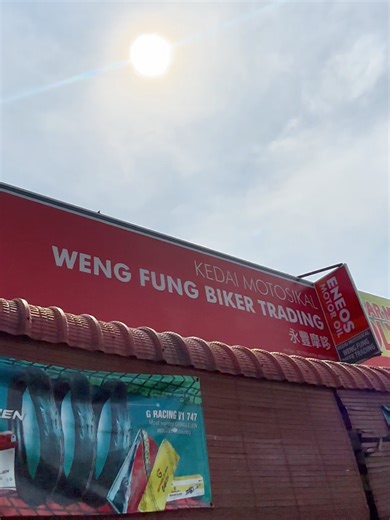 SIAPA YANG LAYAN PAKAI ZYNTRAX.. Hello geng! 😎 Sekarang ni korang boleh dapatkan tayar ZYNTRAX terus di 📍 WENG FUNG BIKER TRADING nak bagitau je saya tak jual online tau, sebab saya nak pastikan korang dapat tayar terus siap pasang 💪 Kalau korang dari area lain, boleh PM je kami kawasan korang, kami akan guide ke kedai motor terdekat. #fyp #foryou #foryoupage