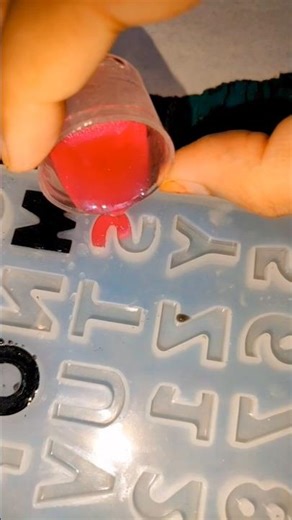 resin keychain/ shaker resin keychain #resin #demoulding #resinart #art #shorts #shortvideo #diy