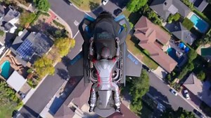 Video of delivery agent flying on a jetpack to deliver food goes viral, Twitterati go crazy-- watch video here