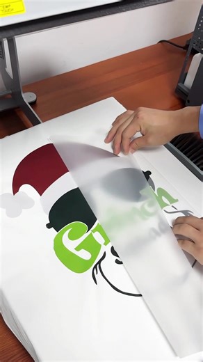 Small tests protect big orders. Smart DTF is profitable DTF. 👇Comment DTF #dtfprinting #dtfbeginner #customprinting #sidehustle #smallbusiness