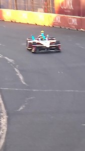 That was proper slide @oliverrowland1 🫨 @hankooktire.motorsports #MexicoCityEPrix #FormulaE #Motorsport #Racing | ABB Formula E