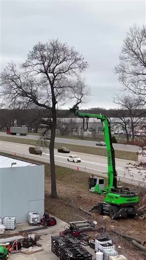 Sennebogen NA on TikTok