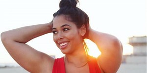 You Have To See How This Plus Size Model Recreated Victoria’s Secret Shots