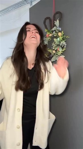 LINDA ♥✨🌈🌤 on Instagram: "So schön das auch alles ist, aber Pause muss sein! Bis in 3 Wochen 😂😂😂👀 (natürlich nicht bis in 3 Wochen) #auszeit #bookstagram #bookcommunity #books #buch #bücher #hochsensibel"